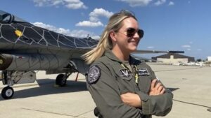 Two-day air show takes to the skies - AF Thunderbirds